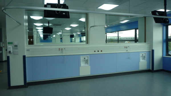 RO-H - Bedhead Module Medical Trunking Renal Dialysis - Cableflow